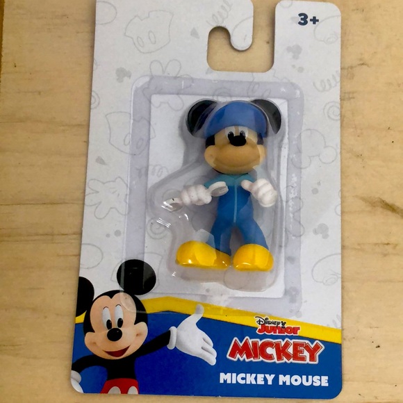 Disney | Toys | Set Of 7 Mickey Mouse And Friends Mini Figures | Poshmark
